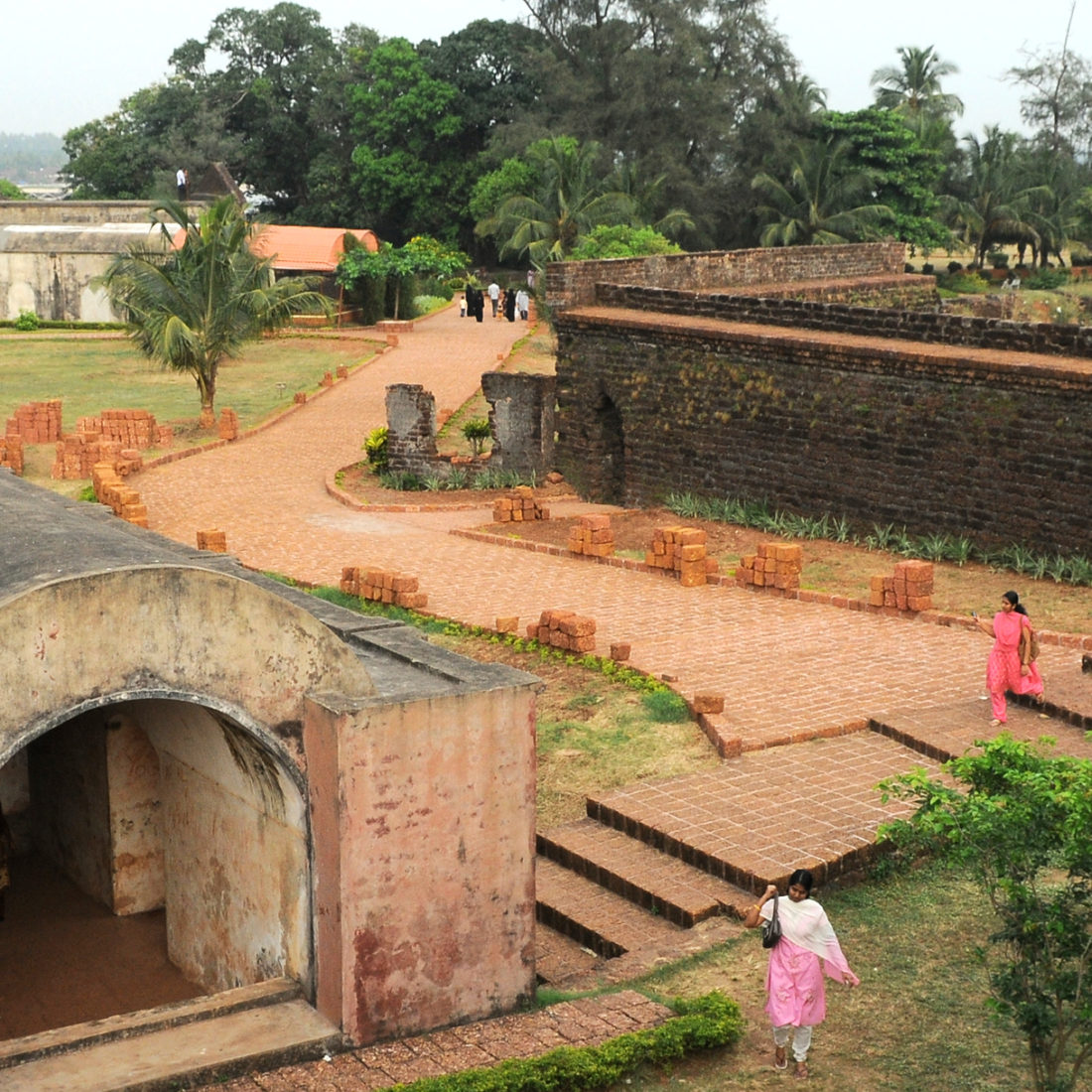 Kannur Saint Angelo Fort, Best beaches in the Kannur City and Beaches